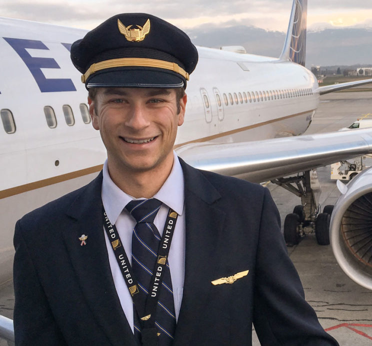 The Pull of the Pilot Shortage - Lift Magazine